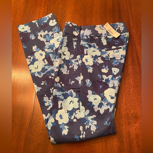 J. Crew | Pants & Jumpsuits | Jcrew Blue Floral Cropped Pant New With ...